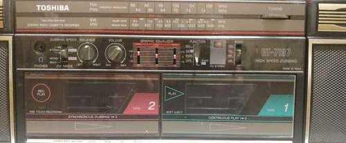 Toshiba RT - 7137 Stereo Radio Recorder