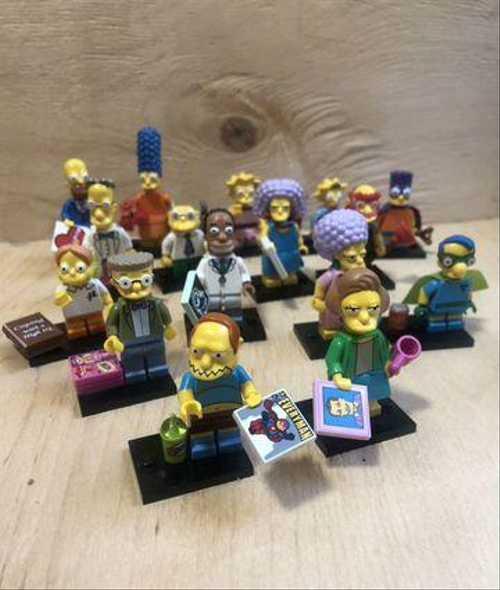 Lego minifagures Simpsons