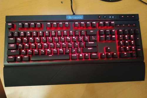 Игровая клавиатура Corsair K68 (Cherry MX Red)