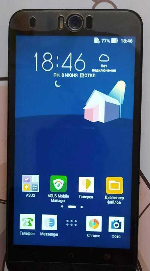 Телефон Asus Zenphone Selfie