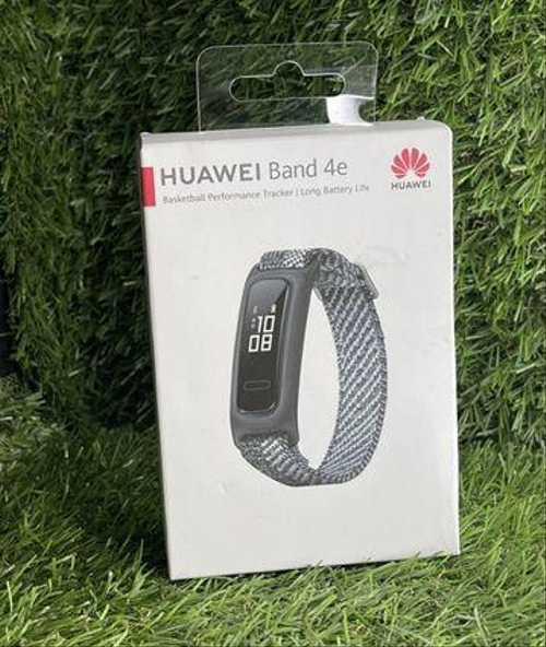 Huawei band 4e с серым ремешком