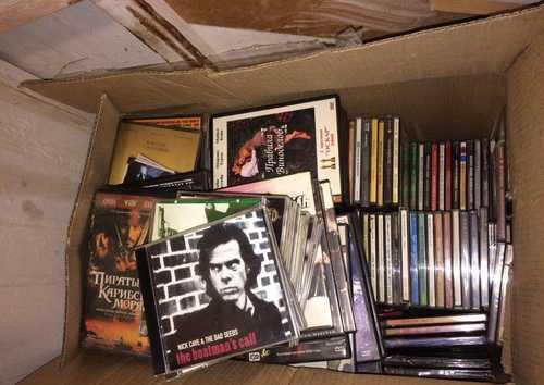 Коллекция CD/DVD музыки и фильмов