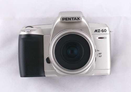 Комплект зеркалка Pentax MZ-60 с объективом