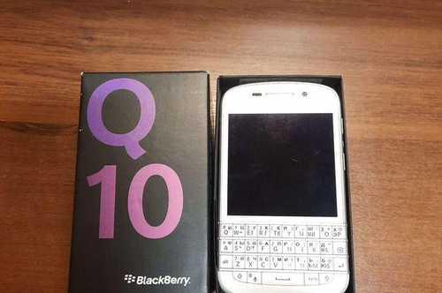Телефон BlackBerry Q10