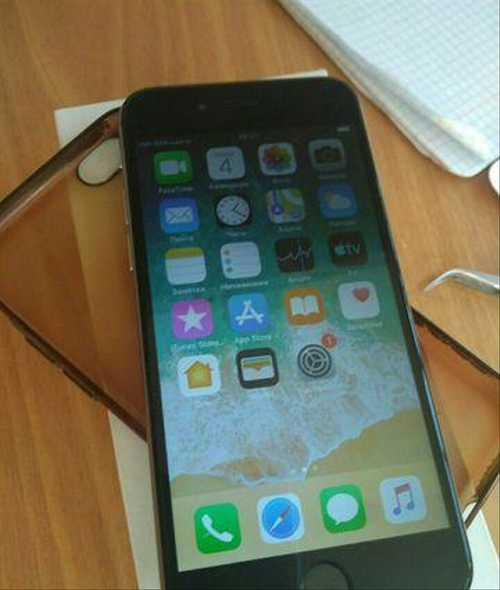 Телефон iPhone