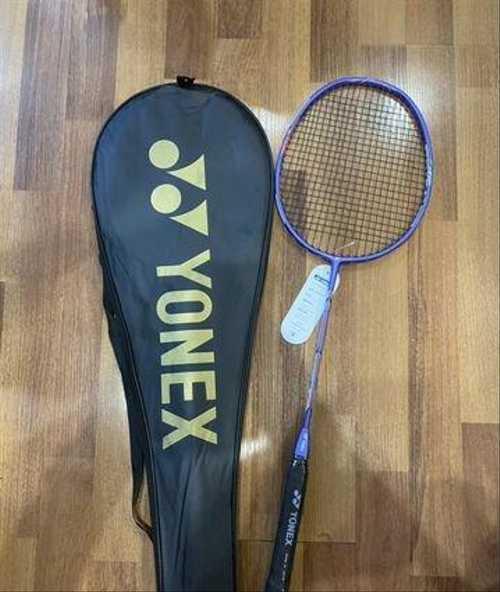 Новая бадминтонная ракетка yonex duora 10