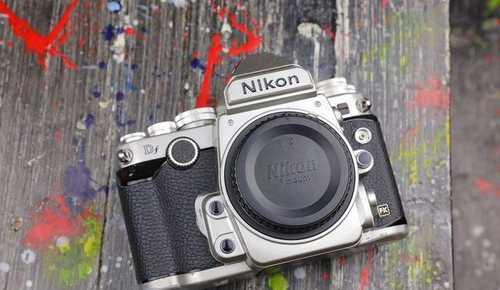 Nikon DF Body Silver