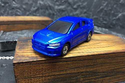 Mitsubishi Lancer 10 1/64 Tomica