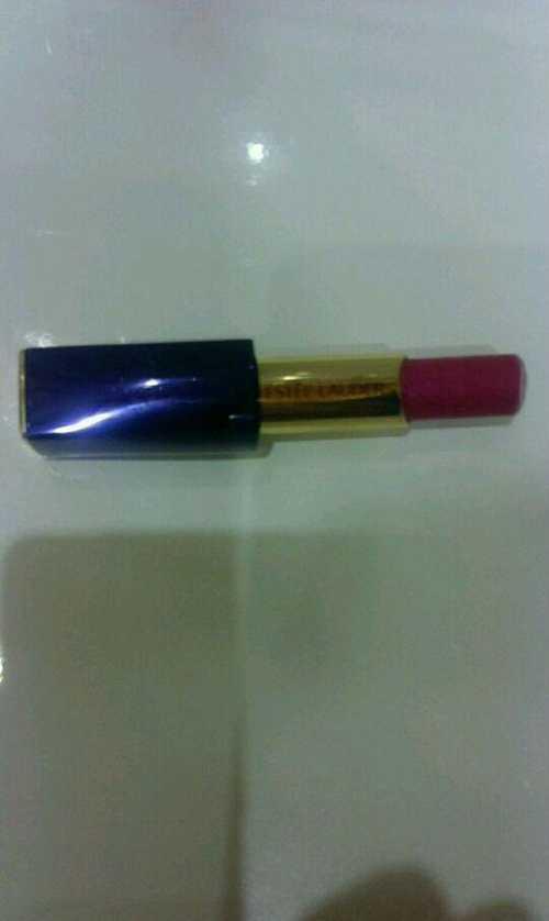 Помада Estee Lauder pure color envy shine