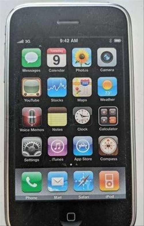 Телефон Apple iPhone 3GS White 32GB A1303