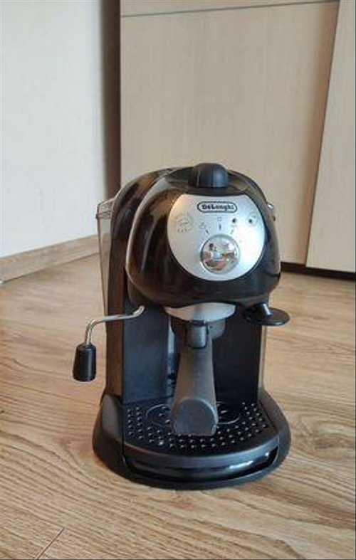 Кофеварка / кофемашина DeLonghi EC200CD