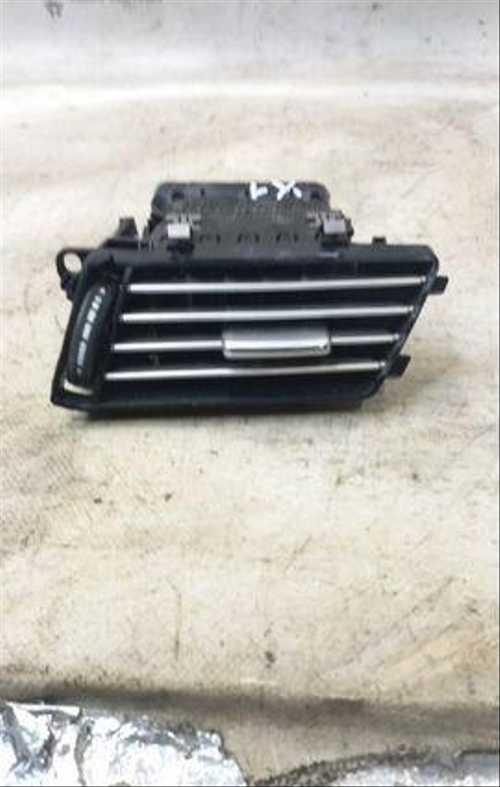 Воздуховод в торпедо правый Mercedes-Benz E-Class