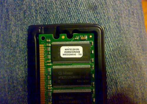 Память Wintec 256MB PC2100 DDR-266MHz W4E232646HE