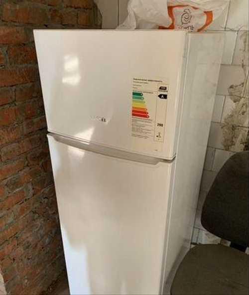 Холодильник Vestel mdd238vw
