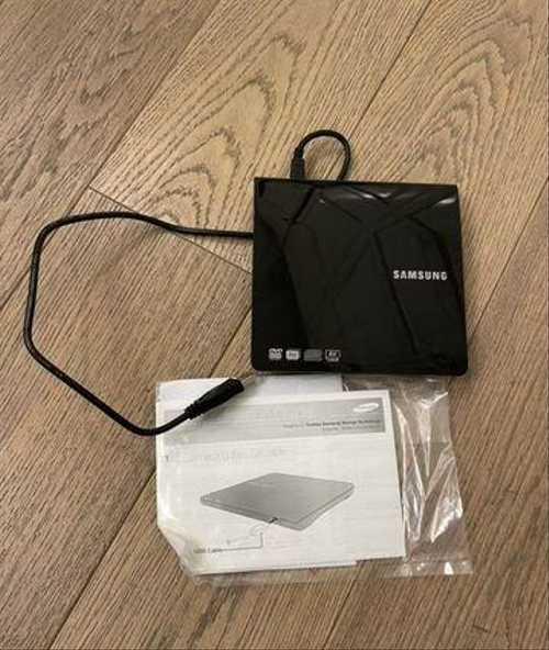 Внешний записывающий привод DVD-RW Samsung SE-208