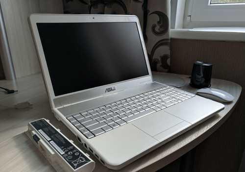 Ноутбук Asus N55SL 15.6" в состоянии нового