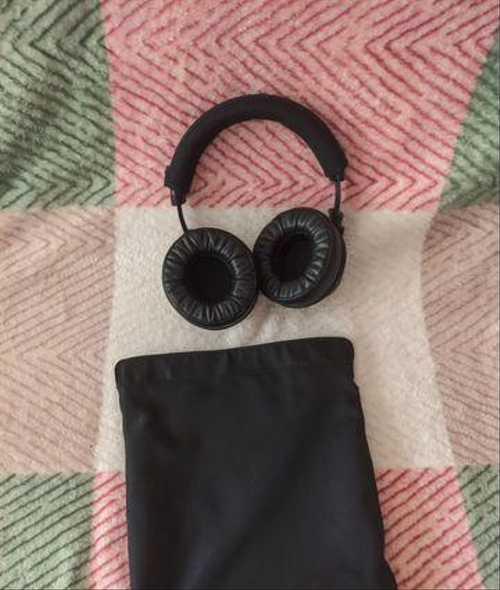 Plantronics BackBeat Pro