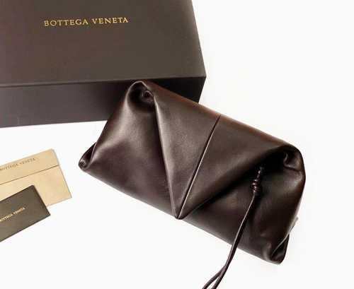 Клатч Bottega Veneta BV Trine Leather Clutch