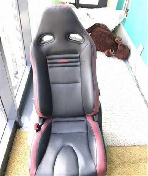 Кресло сиденье Recaro Nissan GTR R35