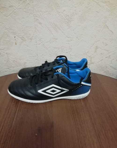 Бутсы зальные Umbro