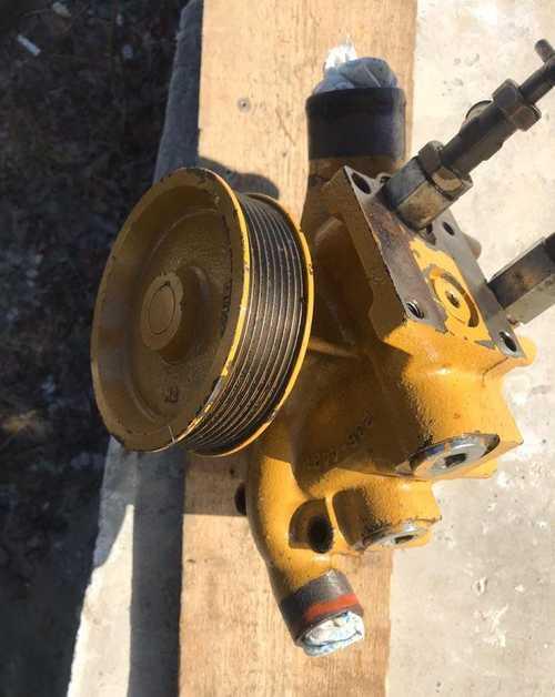 Помпа двс Caterpillar 325D