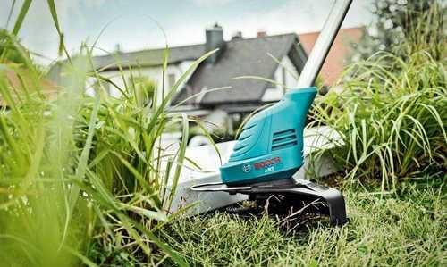 Электрический триммер Bosch Easy grass cut 12-230