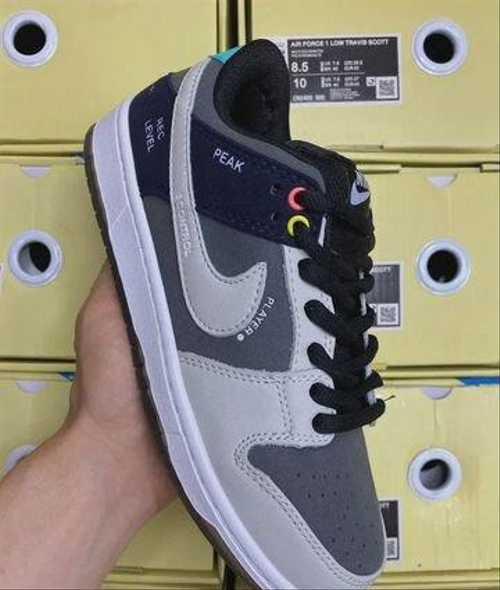 Кроссовки Nike SB Dunk Low