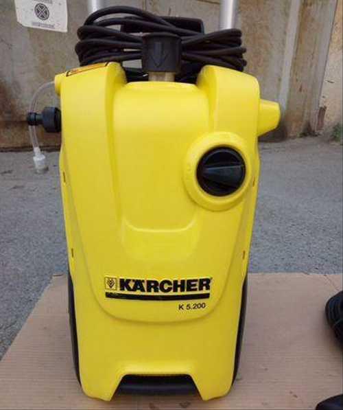 Karcher K 5.200 полупрофессиональная автомойка