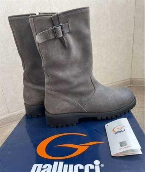 Зимние женские сапоги 38