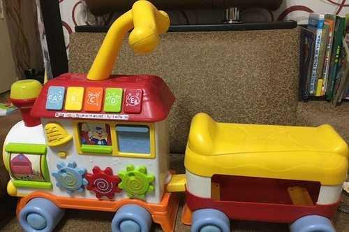 Паровоз Fisher-price