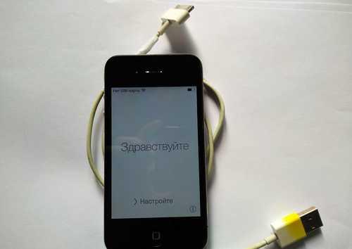 iPhone 4 (8GB)