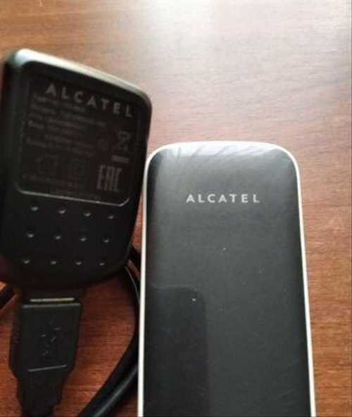 Кнопочный телефон Alcatel, раскладушка