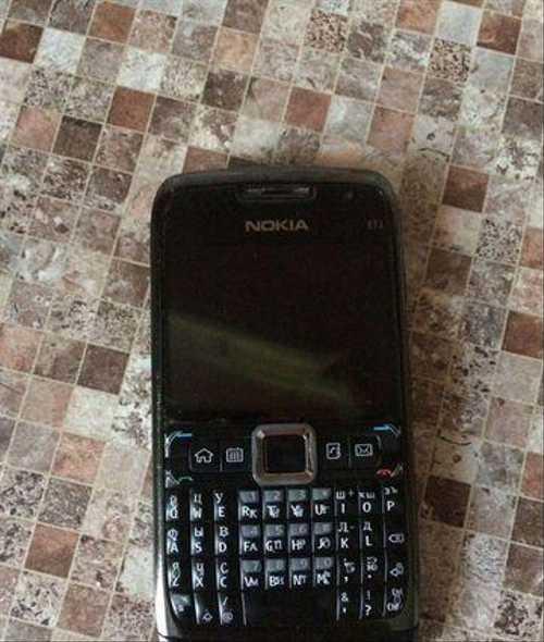 Телефон Nokia E 71