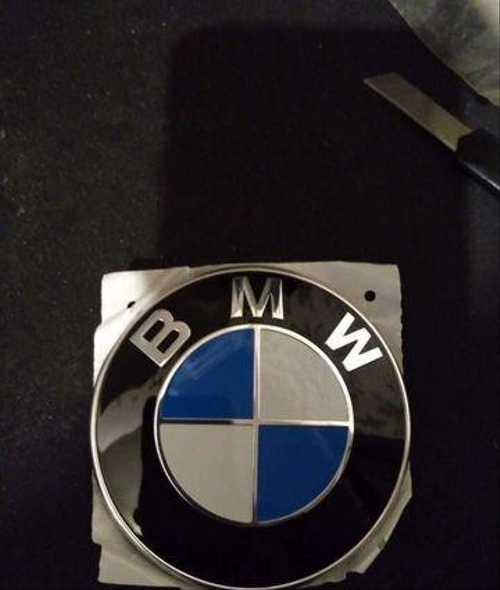 Новая эмблема bmw