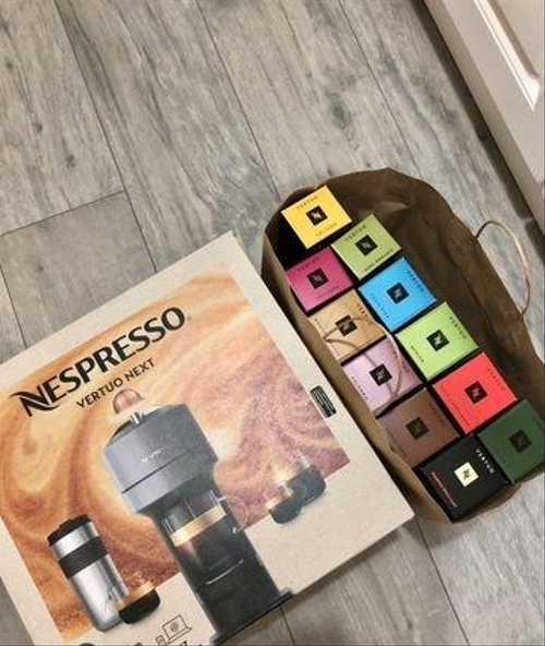 Капсульная кофемашина Nespresso новая