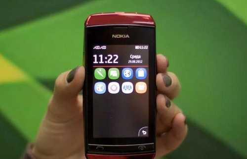Телефон Nokia Asha 305 новый