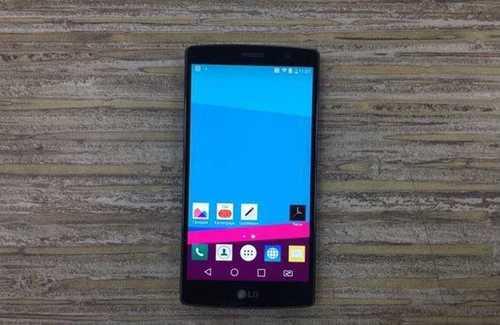 Телефон LG G4s