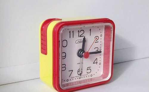 Часы будильник. СССР