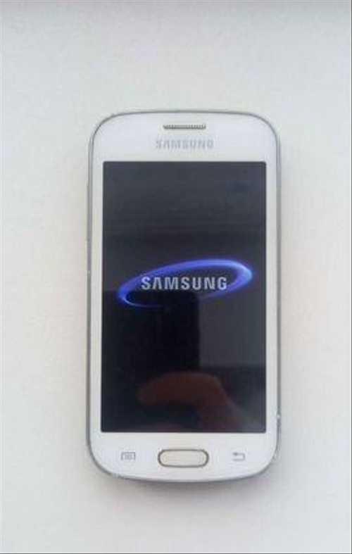 Телефон Samsung Galaxy Trend