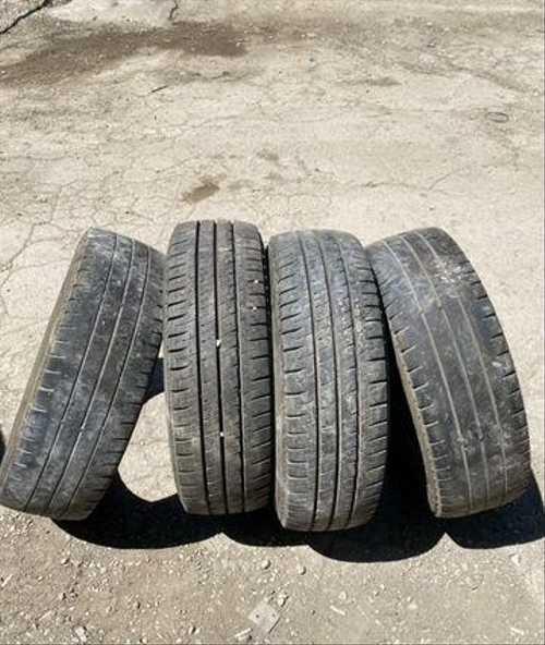 Продам 4 шины С грузовые Michelin лето