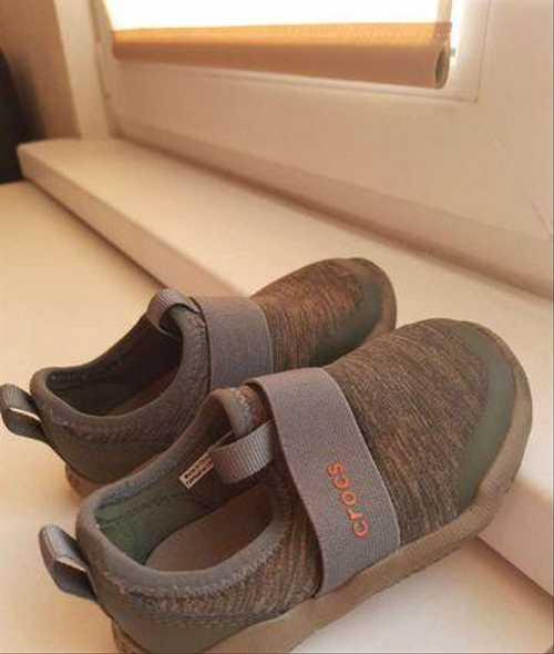 Кроссовки детские crocs kids
