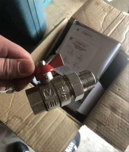 Кран шаровый valtec 3/4 с американкой