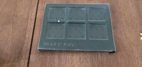 Магнитная паллетка для теней Mary Kay в дар