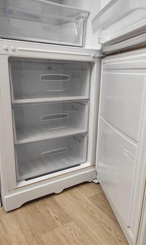 Холодильник индезит bia. Холодильник Индезит 181nf. Холодильник Индезит bia 181 NF.