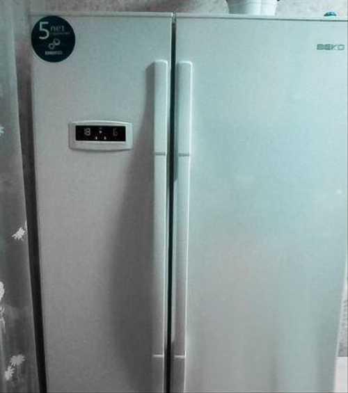 Холодильник Beko GNE V120W формата Side-by-Side