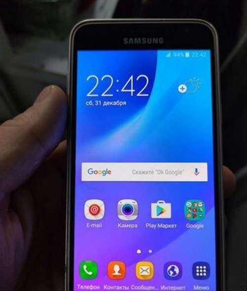 Телефон Samsung j3 2016 (SM-J320F/DS)