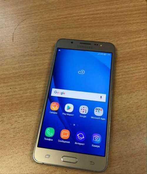 Телефон Samsung J5 2016