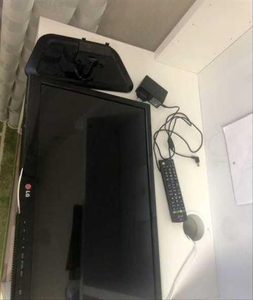 Телевизор LG 22LN450U