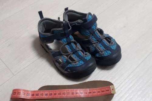 Сандалии quechua для мальчика рр 28-29