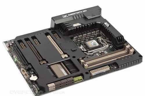 Продам комплектом мат.плату Asus Sabertooth Z87 LG